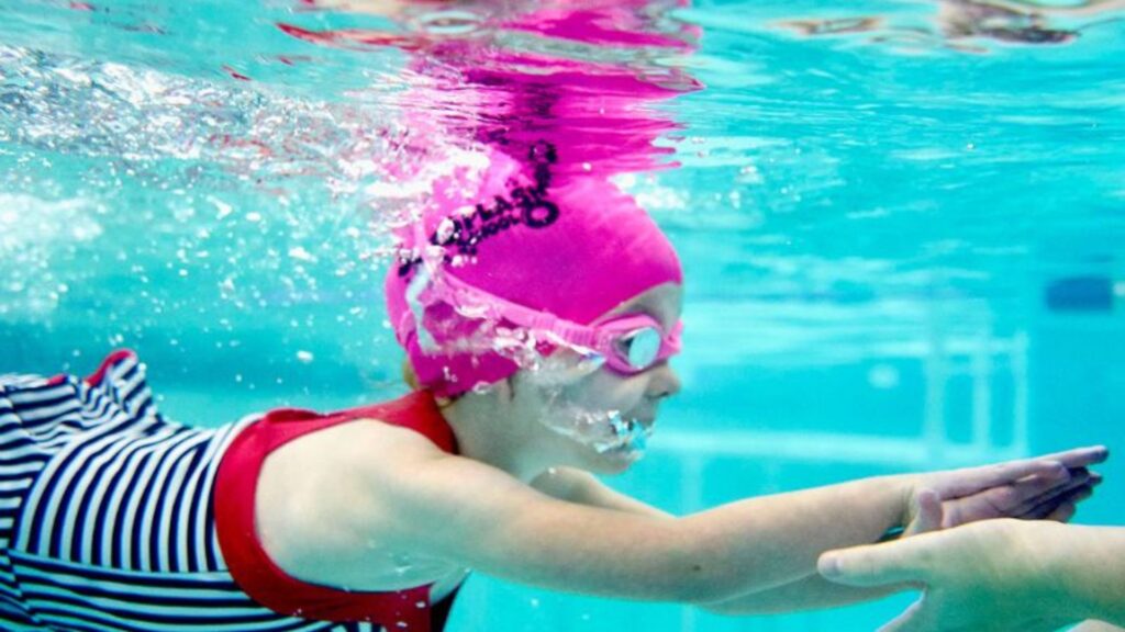5 Common Swimming Mistakes to Avoid - wtswimclub
